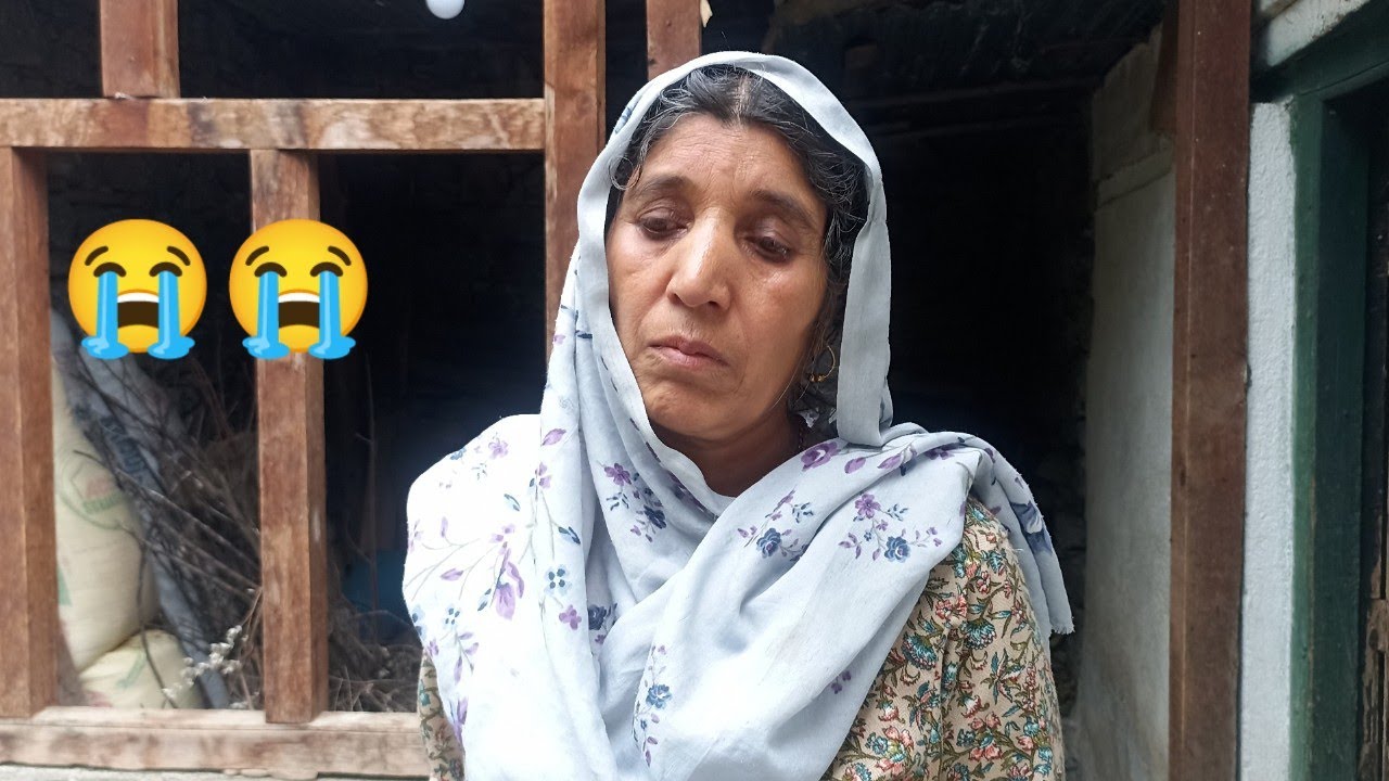 Painful story of poor woman 😭|| She needs help||Emotional moment 😞😭 ...