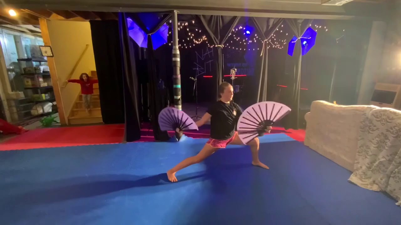 Lonna Nelson Double fan form - YouTube