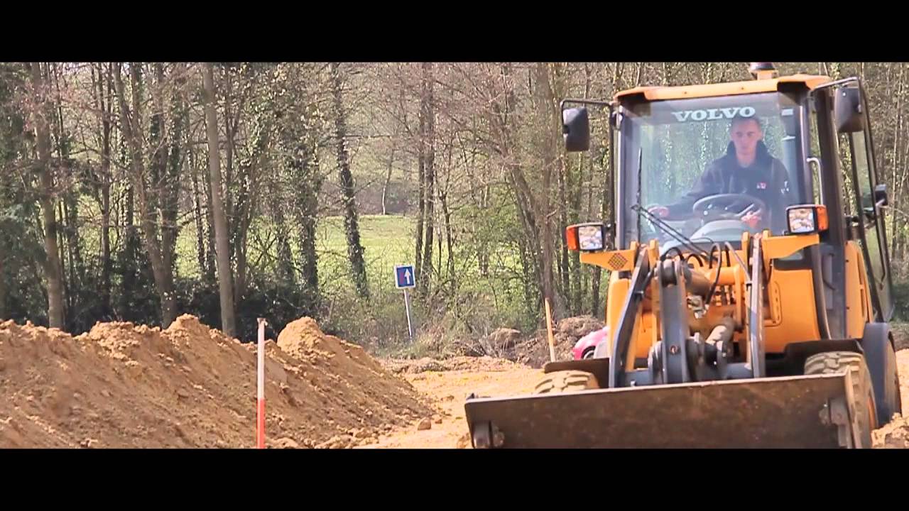Conduite d’engins de Travaux publics et carrières - YouTube