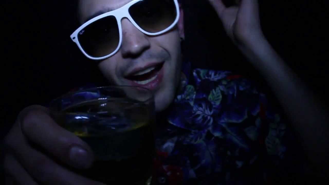 Dabbla- Blaze It Up - Produced by Wayne Ross (OFFICIAL VIDEO) - YouTube