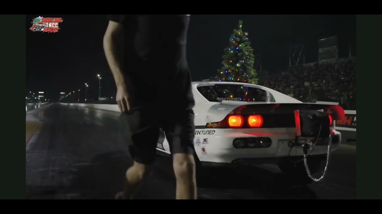 BOOSTEDBOIZ KYLE MR2 RUN 1 CHRISTMAS TREE DRAGS 2023 - YouTube