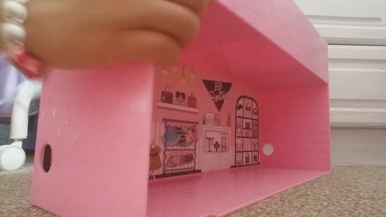 Unboxing a lol stand. - YouTube