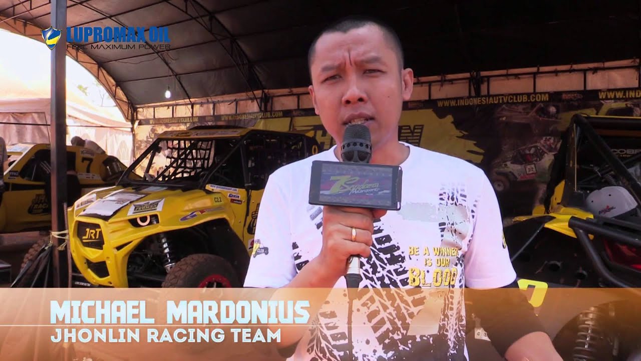 Interview no 7 Jhonlin Racing Team at GT.Radial Savero Komodo IXOR 2014 ...