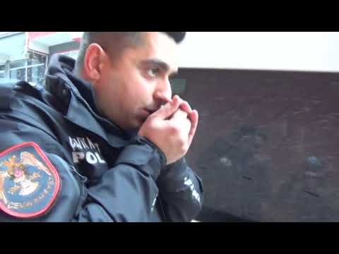 ÇEVİK KUVVET POLİSİ HASTA KUŞU NEFESİ İLE ISITTI