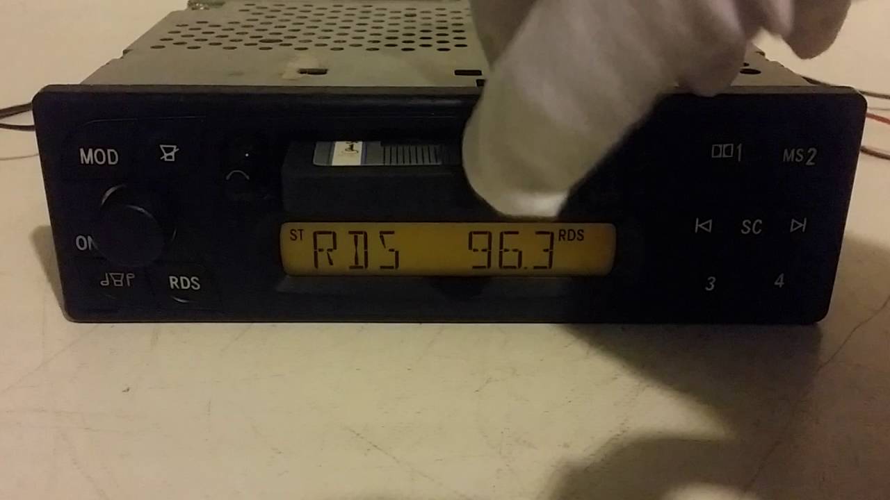 Mercedes audio 5 panasonic#2 - YouTube