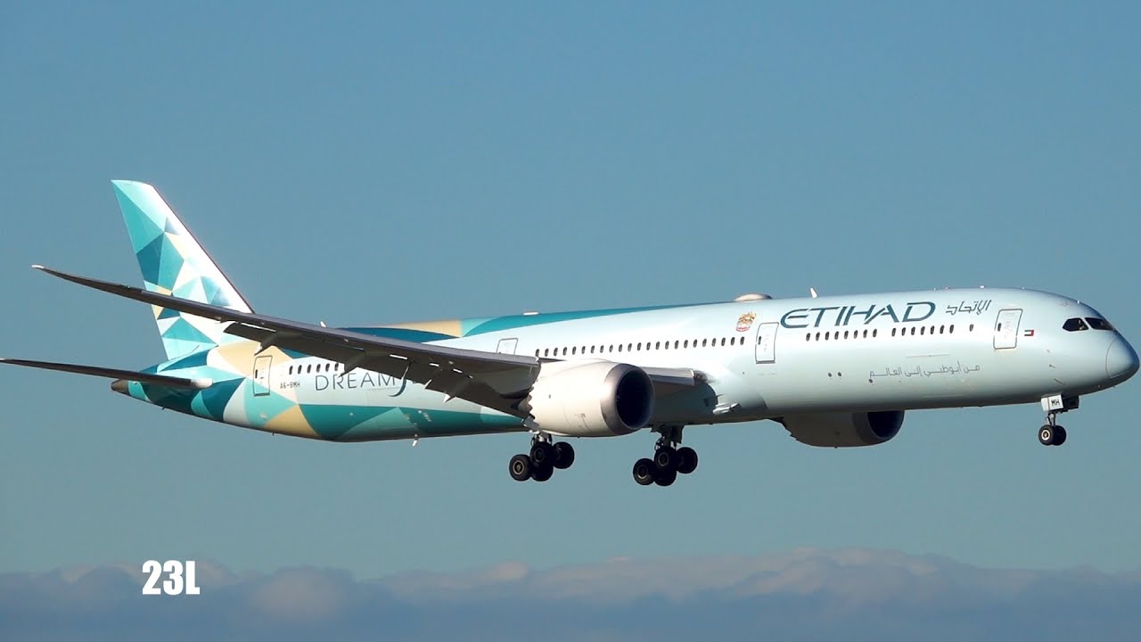 Superb Landing Greenliner Livery A6-BMH Etihad Airways Boeing 787-10 ...