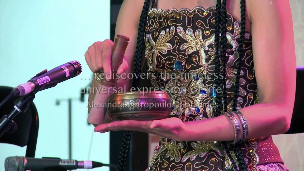 A Moving Sound at WOMAD U.K. - YouTube