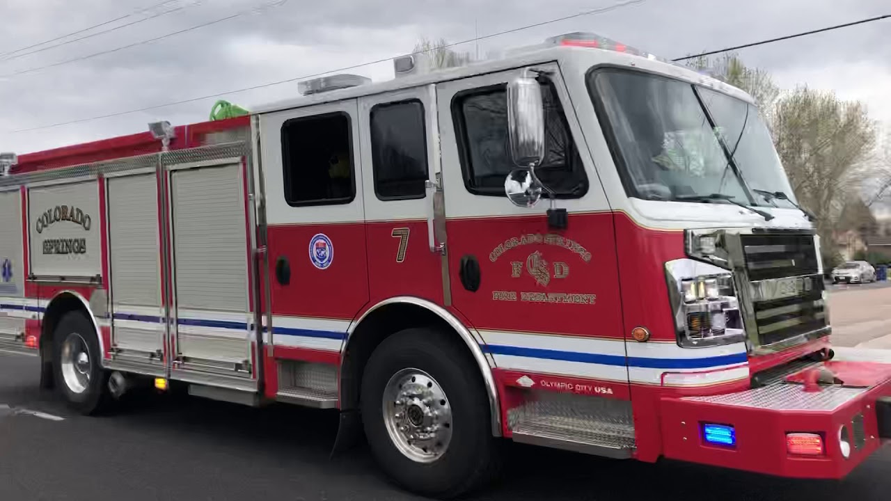 CSFD Engine 7 Responding Code 3 - YouTube