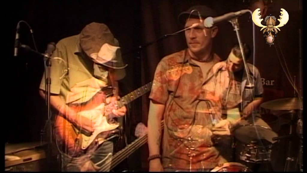 The Dave Chavez band - walking to my baby - Live @ Bluesmoose café ...
