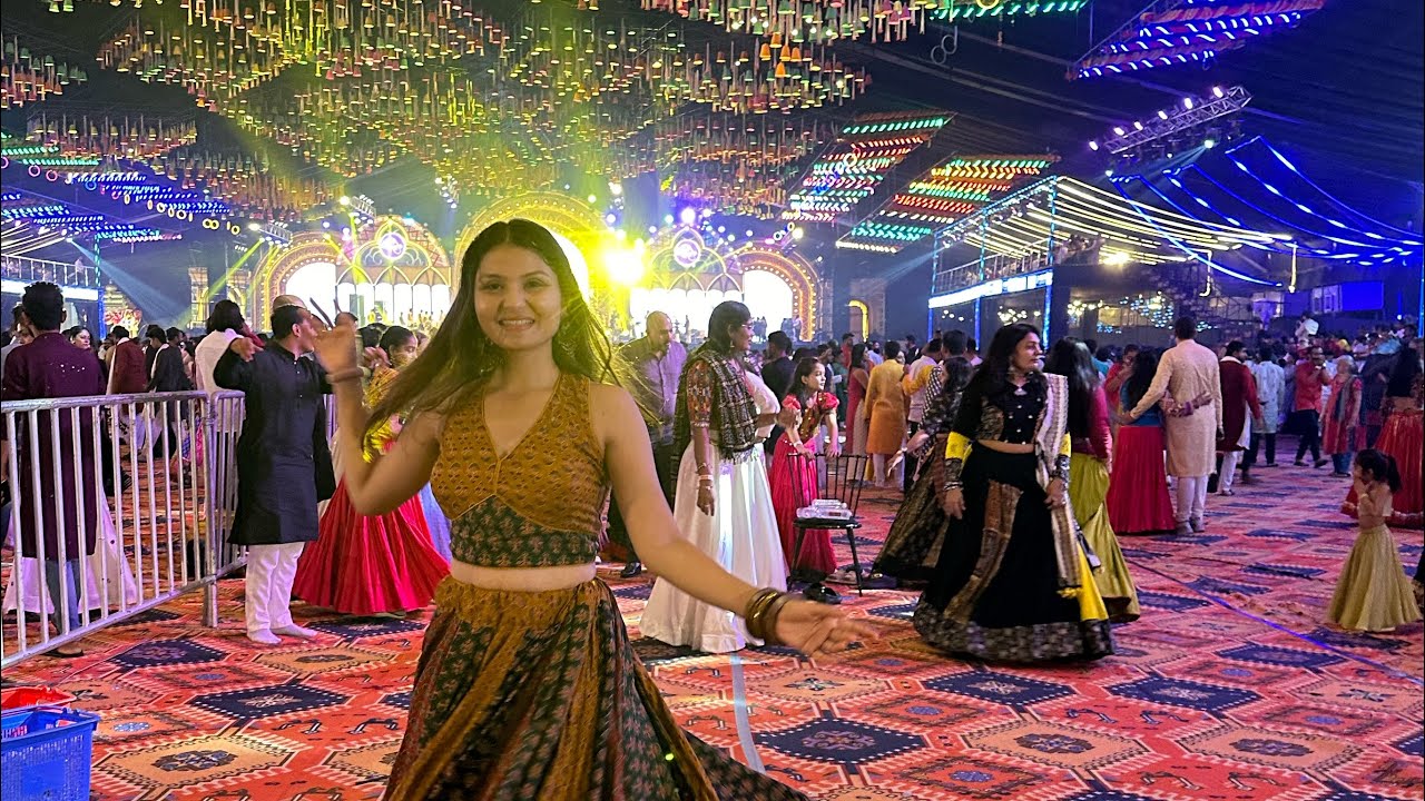 Gujarat navratri | surat | garba dance | - YouTube