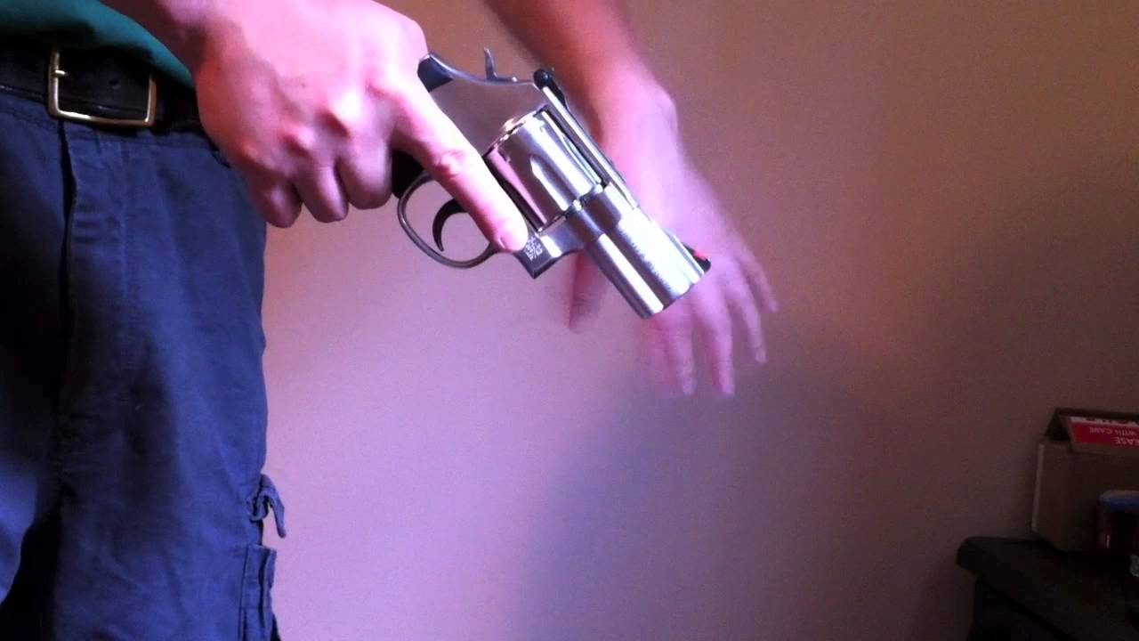 Reloading Revolver with one hand - YouTube