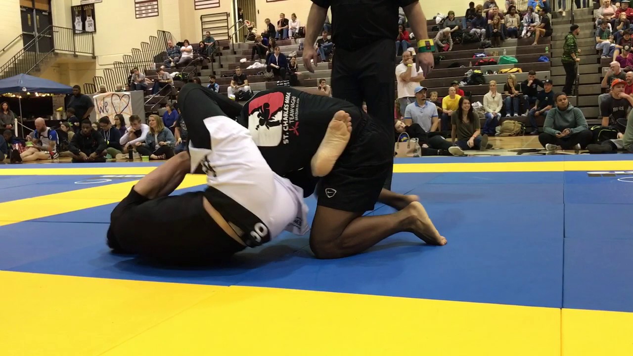 Cortavious Romious finals match Fuji Feb 18 2017 - YouTube