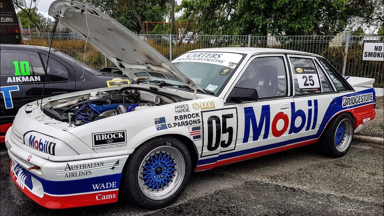 Peter Brock Holden VL Turbo Commodore Tribute Waimate 50 2017 - YouTube