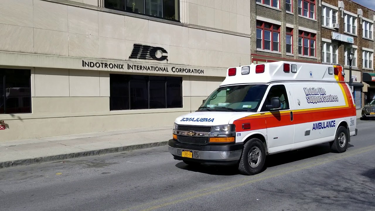 Mobile Life Support Services Ambulance Responding - YouTube