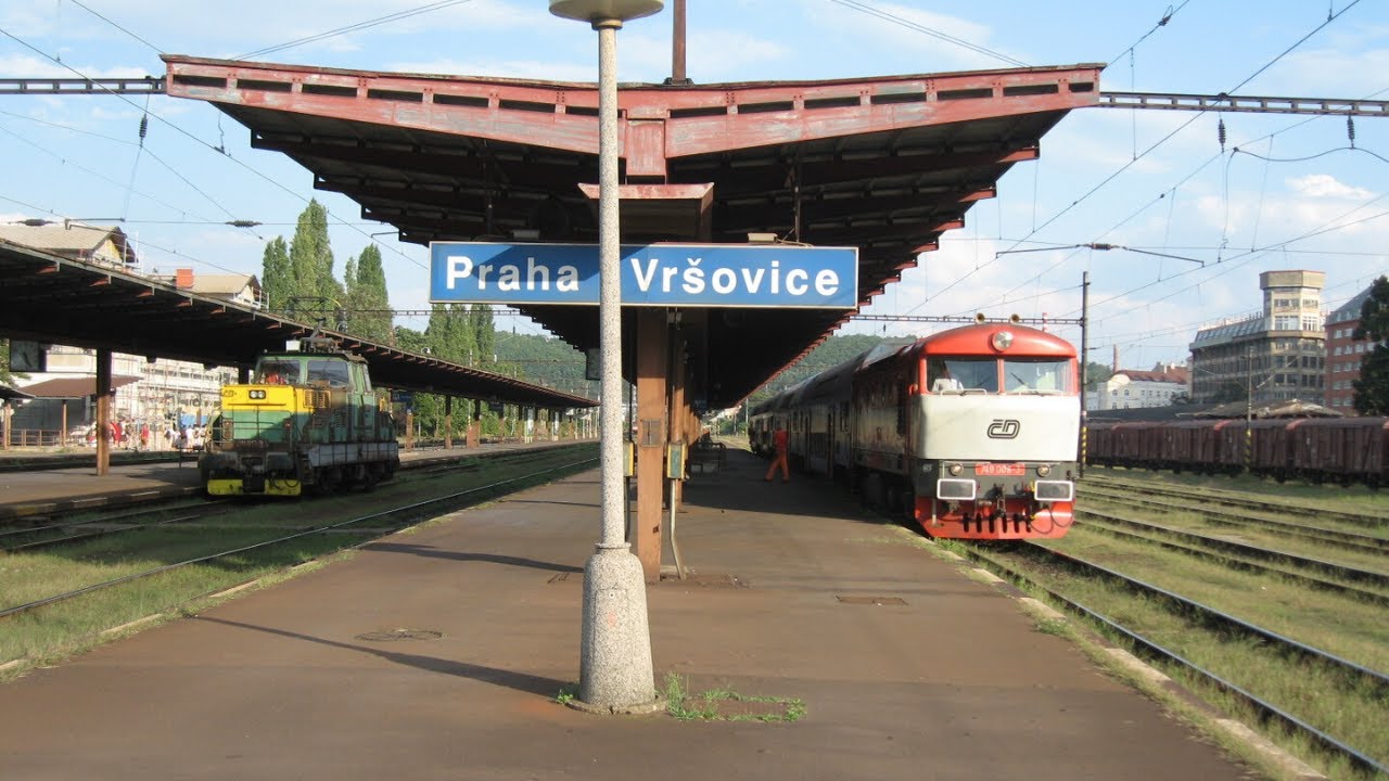 Czech Republic: CD Class 749 006 "Grumpy" diesel locomotive leaves ...