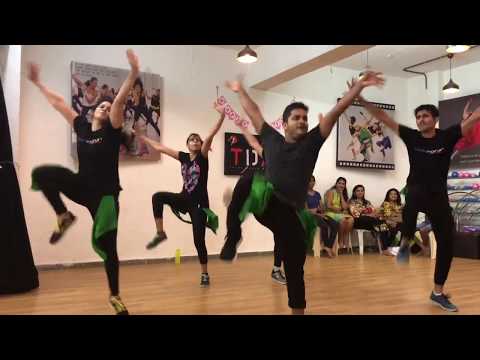 Bhangra Ta Sajda | Veere Di Wedding | Dance Krossfit | Kartik Mohan Productions