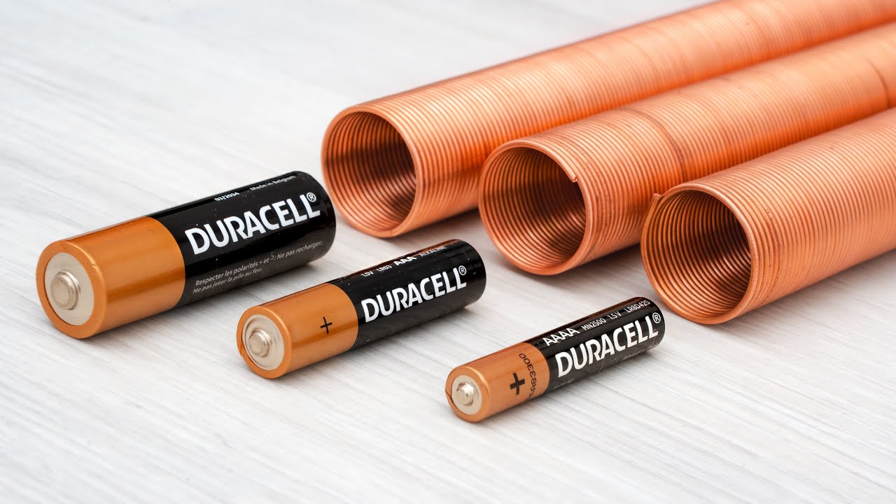 Battery Drag Race !!! AAAA vs AAA vs AA (Simple Electric Train) - YouTube