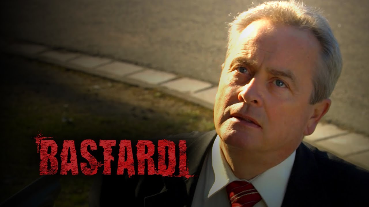 Už je tady ta sv&ně! | Ukázka z filmu Bastardi (2010) - YouTube