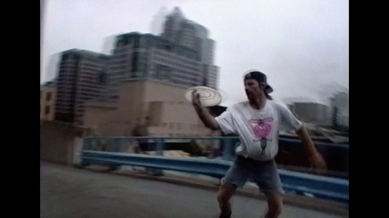 Roller Frisbee - YouTube