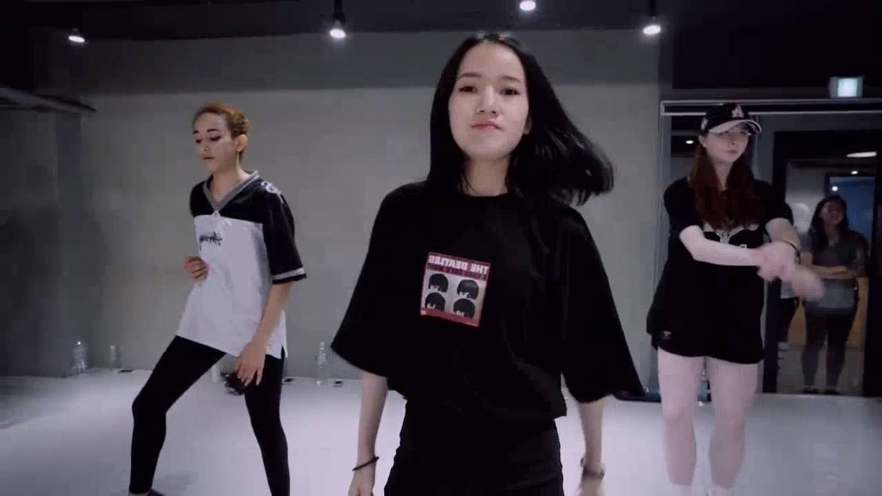 Candy Dillon Francis ft Snappy Jit Jane Kim Choreography - YouTube