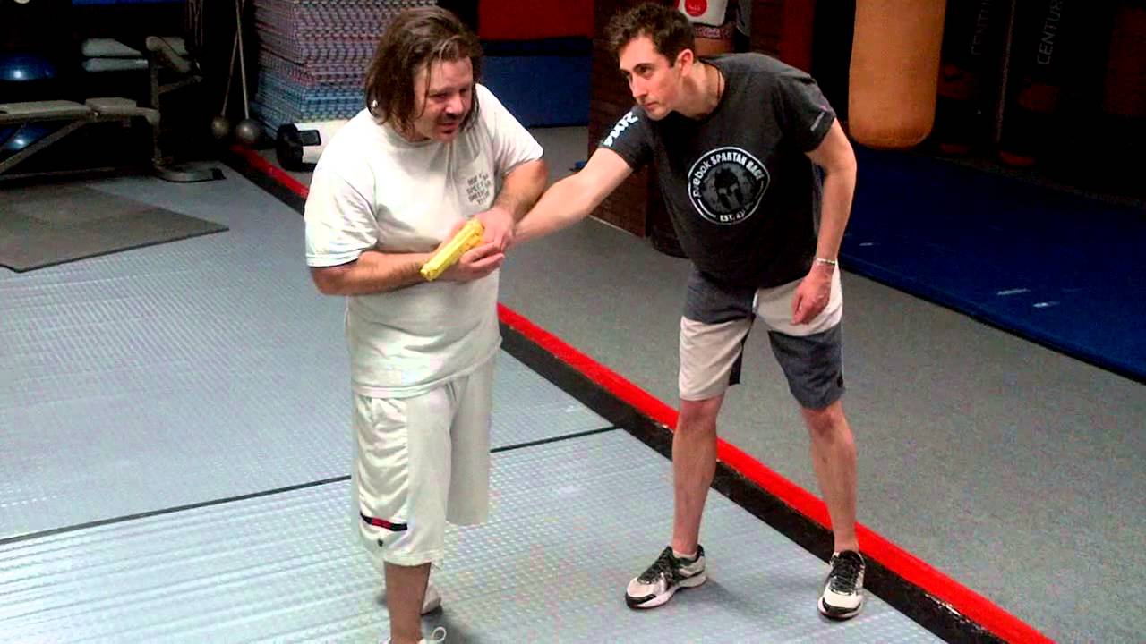 Technique of the Week 021 Principles of Correct Gun Disarm. - YouTube