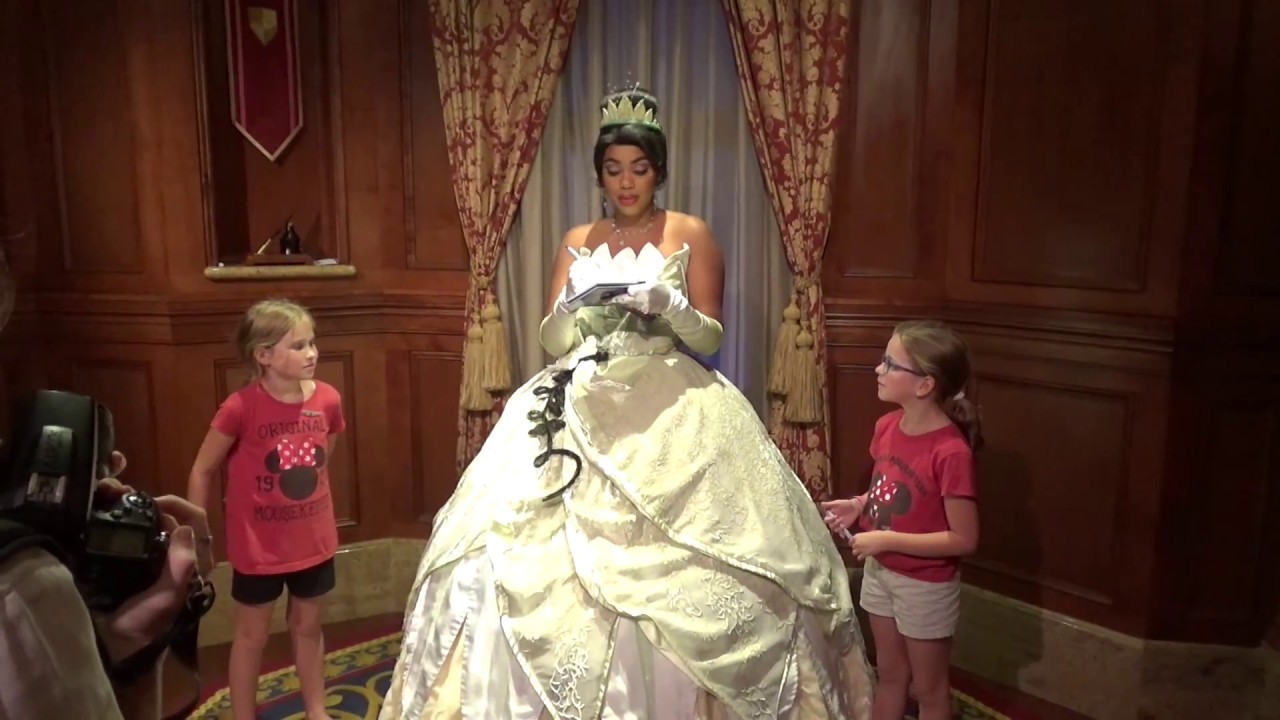 Disney 2017 Day 1 Princess Meet and Greet - YouTube