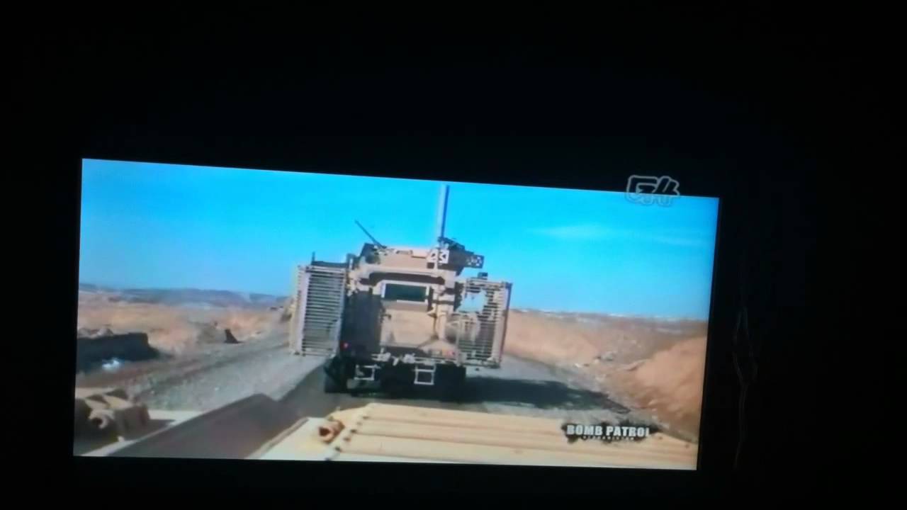 Bomb patrol Afganistan - YouTube