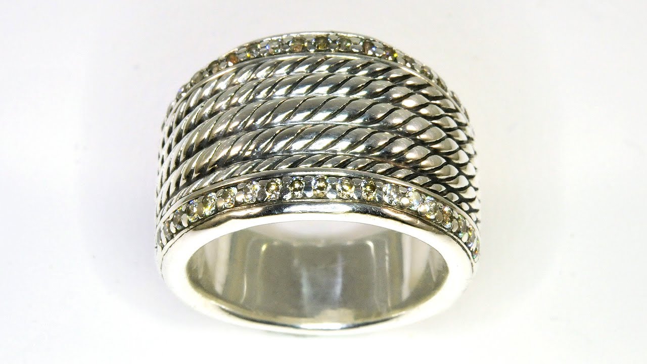 08/02/16 - Metal Detecting Beaches.. Not Just yer average silver ring ...