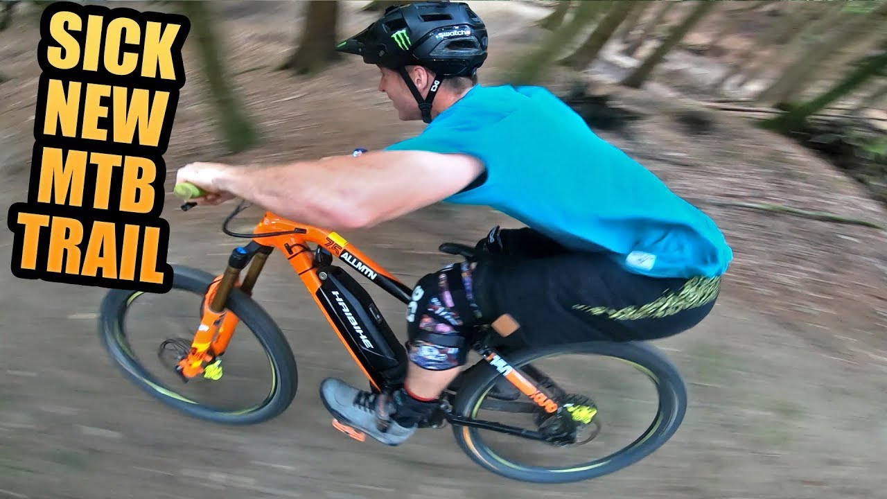 SICK NEW MTB TRAIL AT WINDHILL BIKE PARK - YouTube