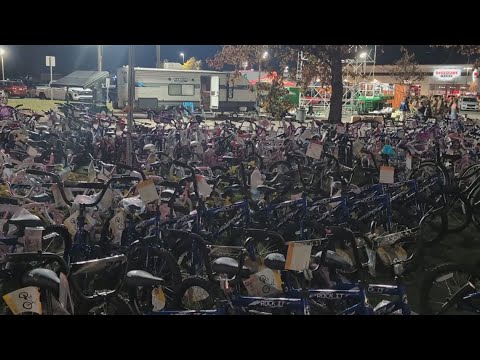 No bust! A bevy of bikes makes Bikes or Bust a blast - YouTube