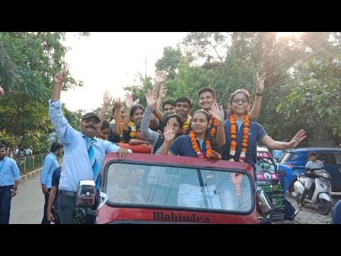 Aakash institute INDORE produce all india rank 29. m.p topper Sanika ...