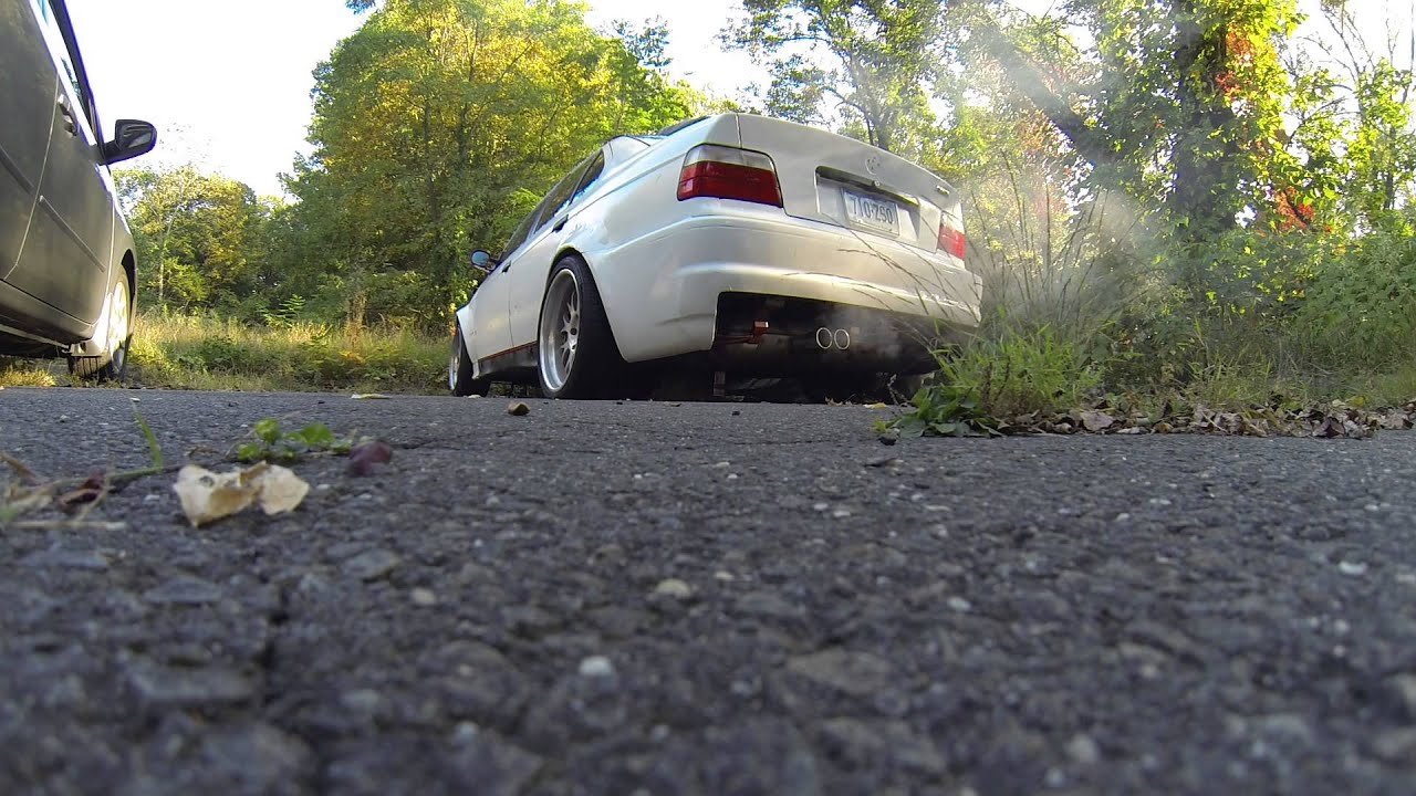 BMW turbo revving - YouTube