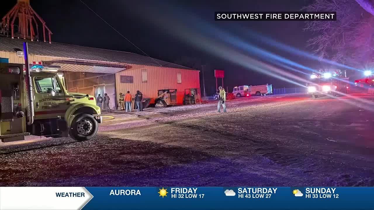 Volunteer firefighters put out fire at grain elevator in Martell - YouTube