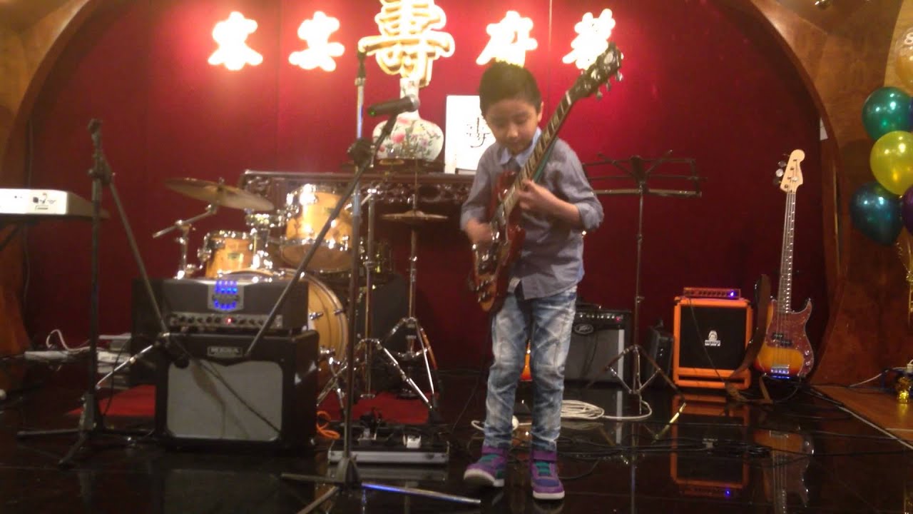 Jeremy Yong (8 yrs old) - Guitarist Kid - YouTube