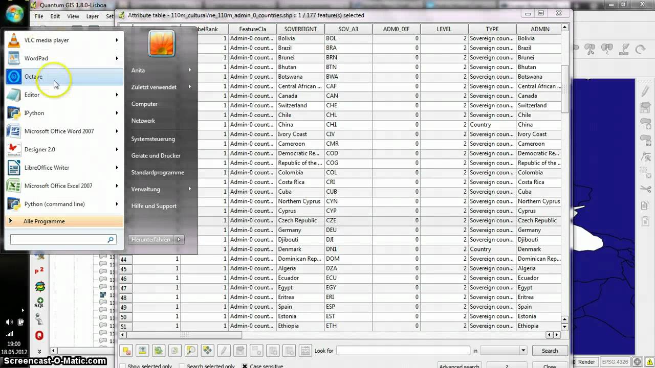 Copy-Paste from QGIS to Editor - YouTube