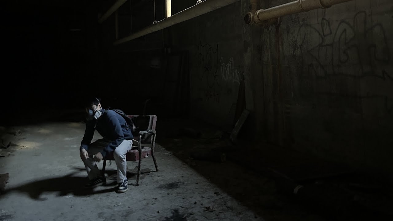 Inside an Abandoned Insane Asylum - YouTube