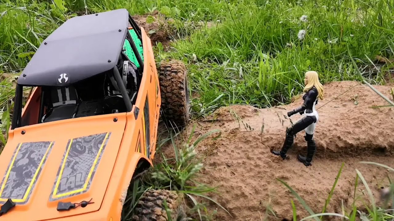Axial scx10 ii Wraith 1.9 - YouTube