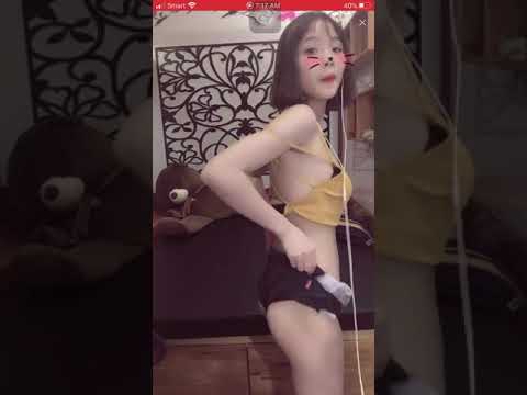 Bigo Live Dancing by Vietnam Girl