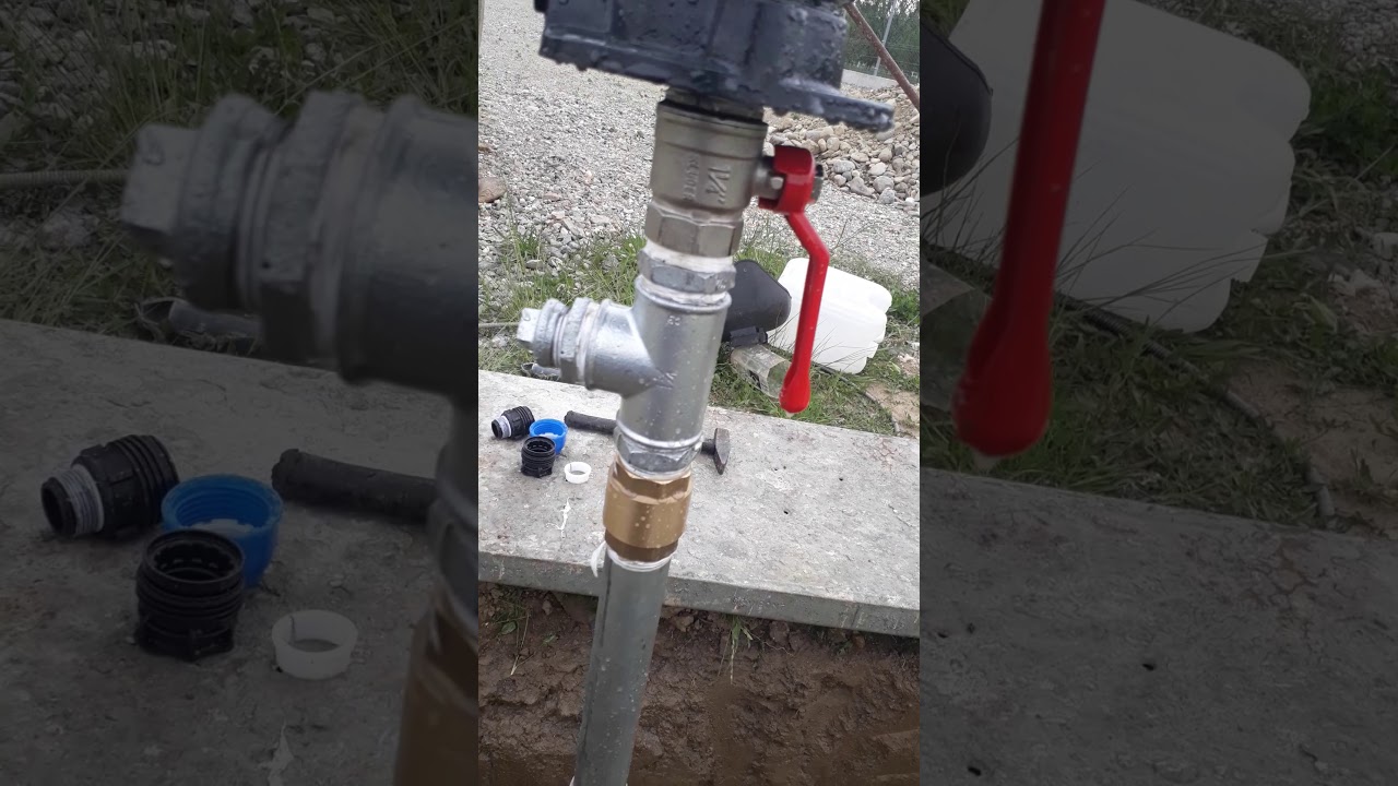 Pompa de apa executată manual - YouTube