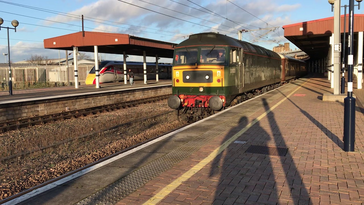 Class 47805 leaving York 19.12.20 - YouTube