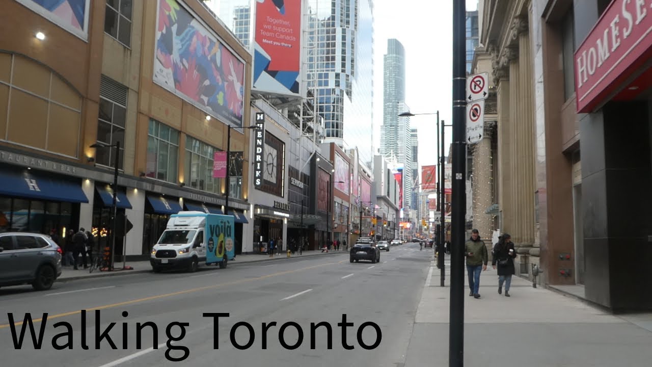 Walking Around The Heart of Toronto's Downtown Core 11/25/2023 - YouTube