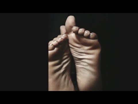 Rubbing Lotion On Sade's Ebony Soles IG:msmckaysoles