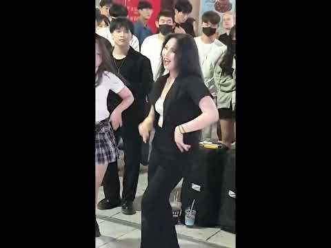 220903 홍대버스킹 댄스팀 다이아나 은서 여자아이들 TOMBOY 직캠