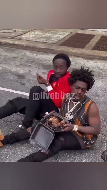 Kodak Black in the streets eating chicken 🤔 - YouTube