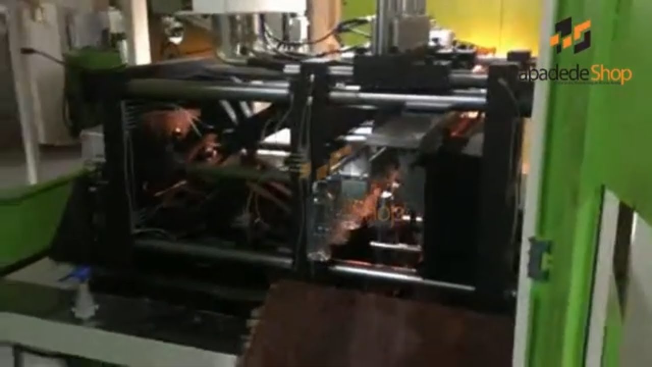 PROSES PRODUKSI PEMBUATAN BOTOL PLASTIK PET DENGAN SISTEM INJECTION ...