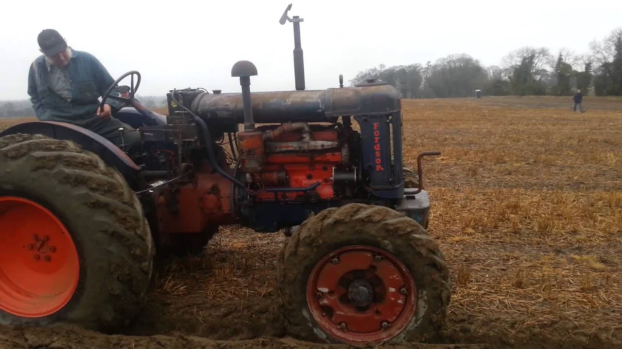 Fordson E27N roadless ploughing - YouTube