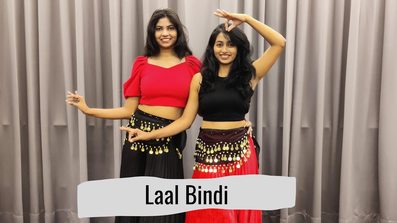 Laal Bindi | Akull | Team Naach Choreography | By Mownika & Kirti - YouTube