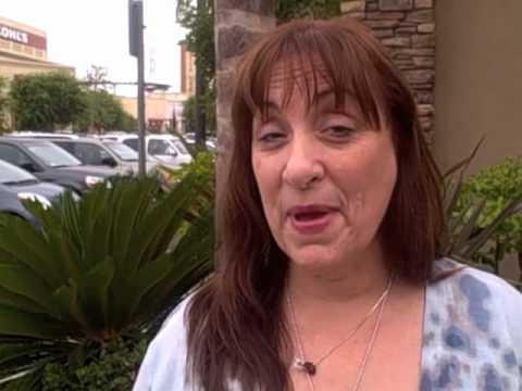 Rieva Lesonsky, of GrowBiz Media, on building expertise (YSN's Fast ...