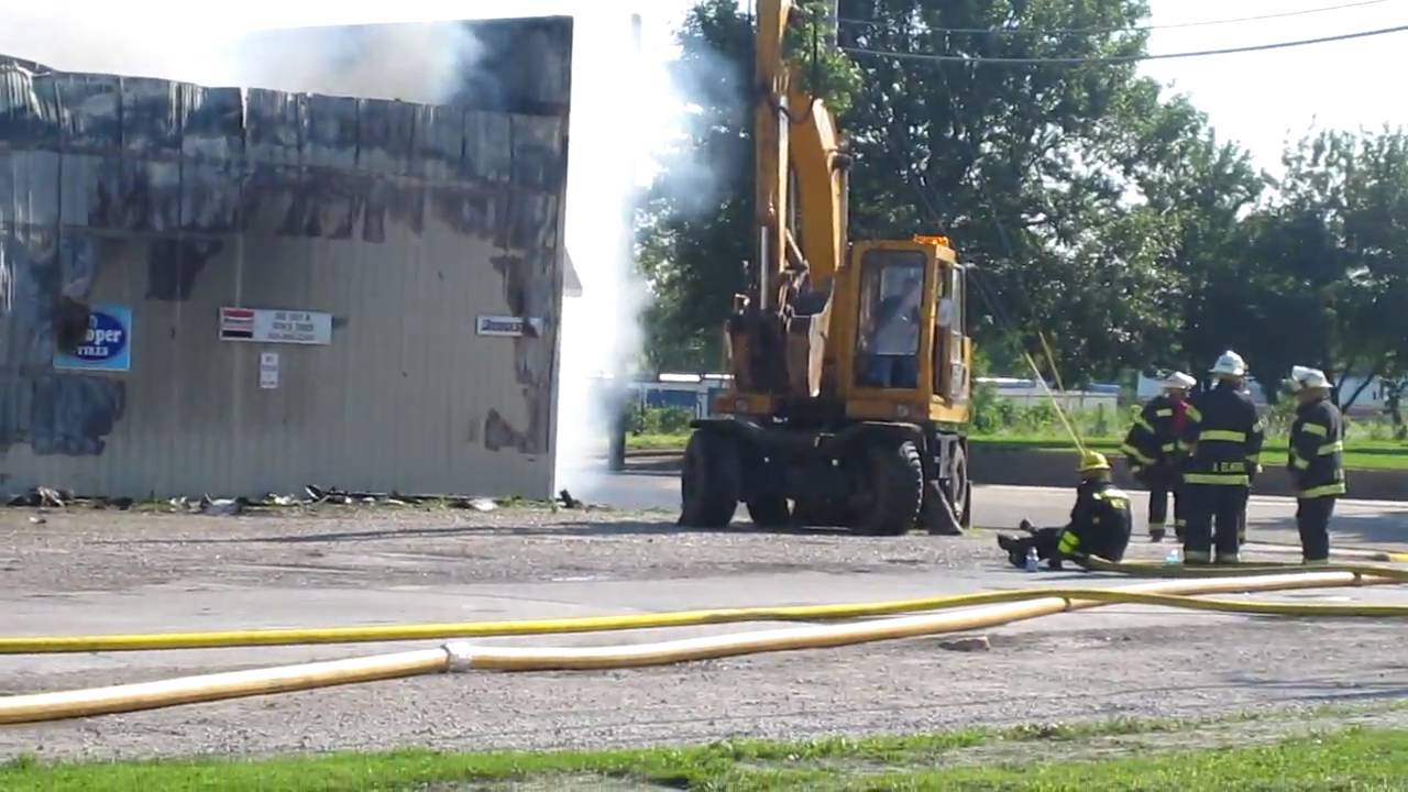 Ladd Fire Dept Structure Fire (7) - YouTube