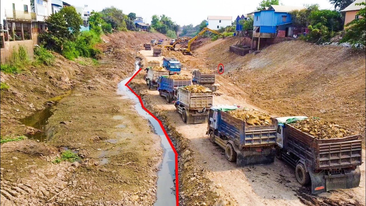 wow !! Machinery team to restore 10 meters canals using manery ...